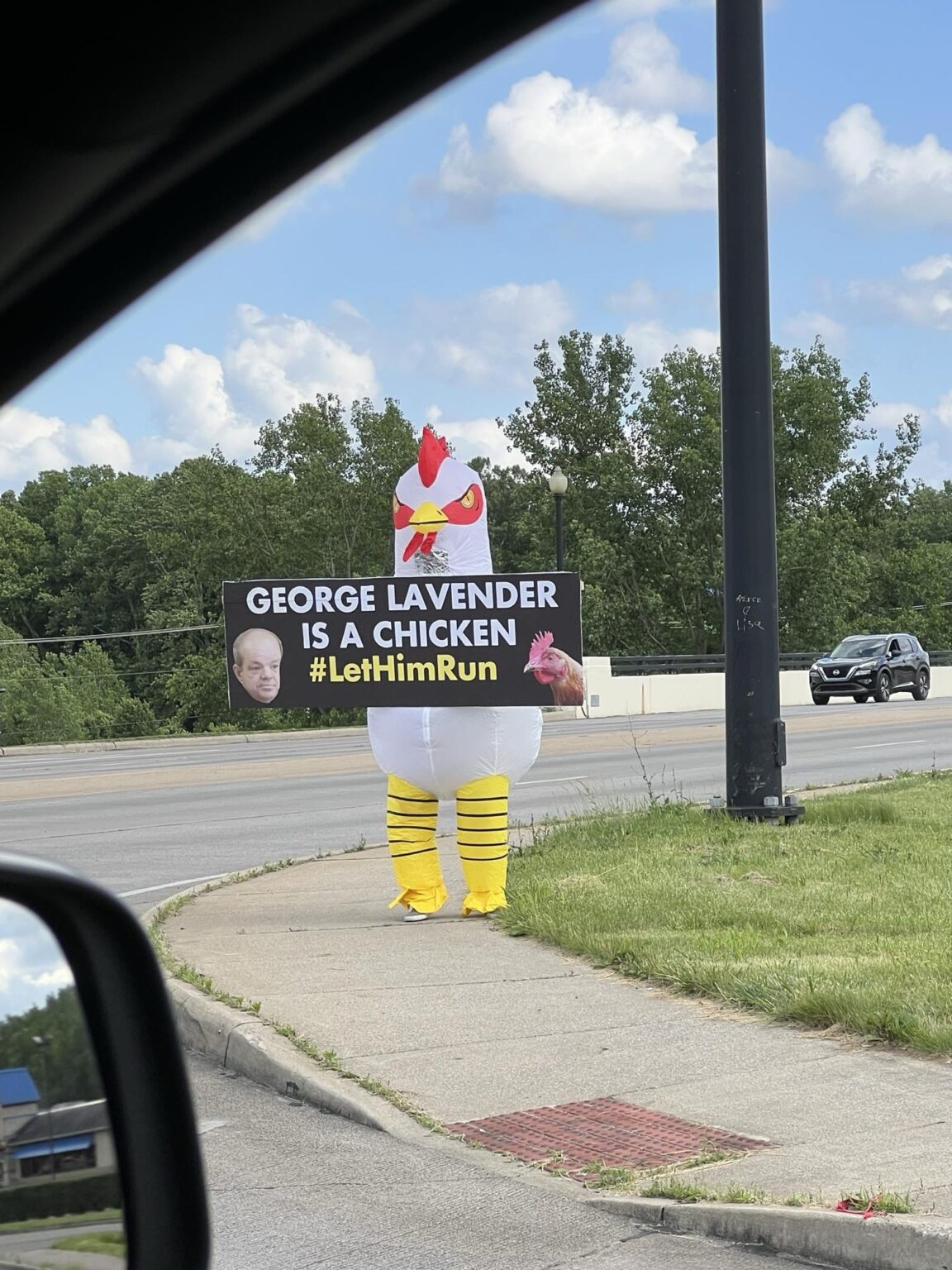 Giant chicken spotted dancing in Chillicothe