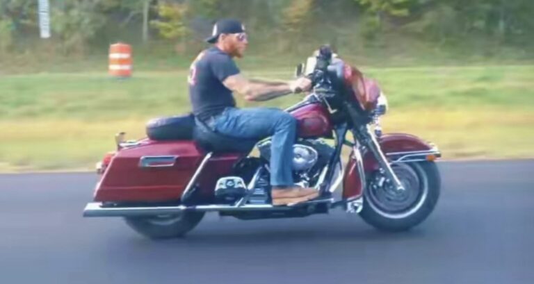 Husband guns down fleeing spouse in Jackson County